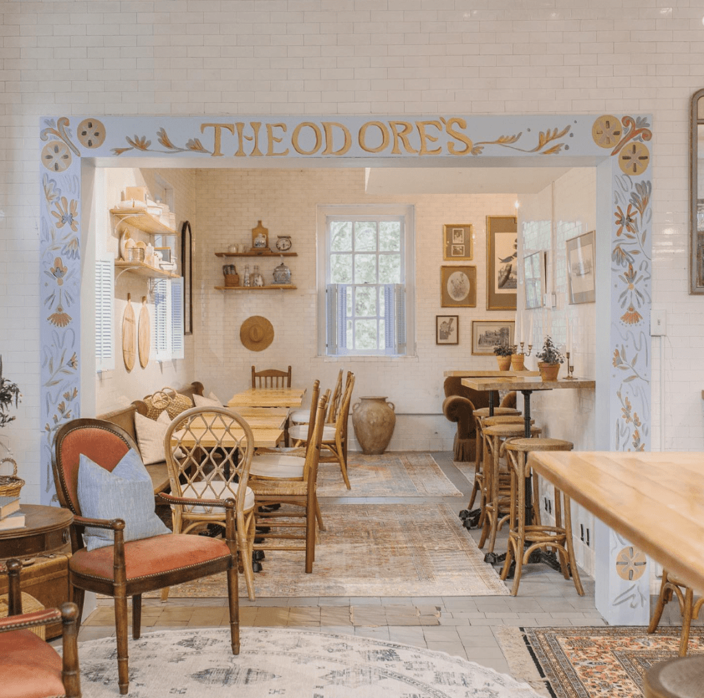 Theodore's - Best of Winston